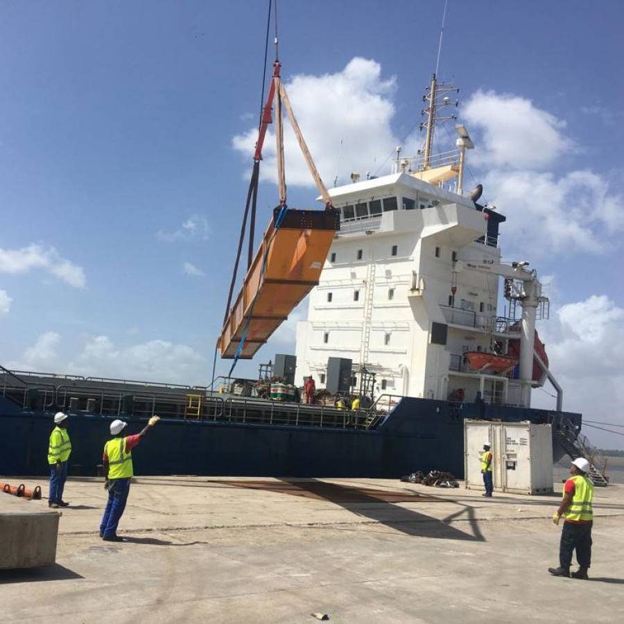 Soreidom : ship transport of cargos